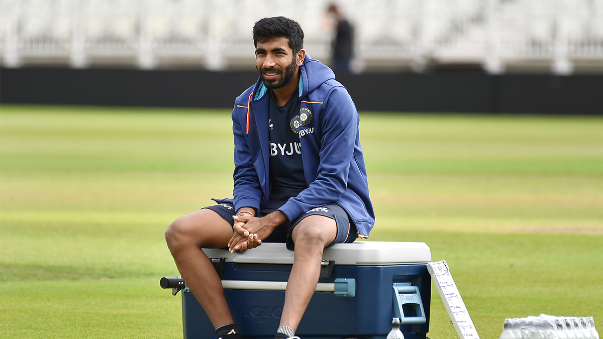 Bumrah posts heart-warming ‘thank you’ message for Shastri & other ...