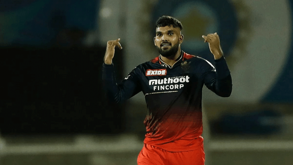 Wanindu Hasaranga is the new Purple Cap holder in IPL 2022 - Crictoday