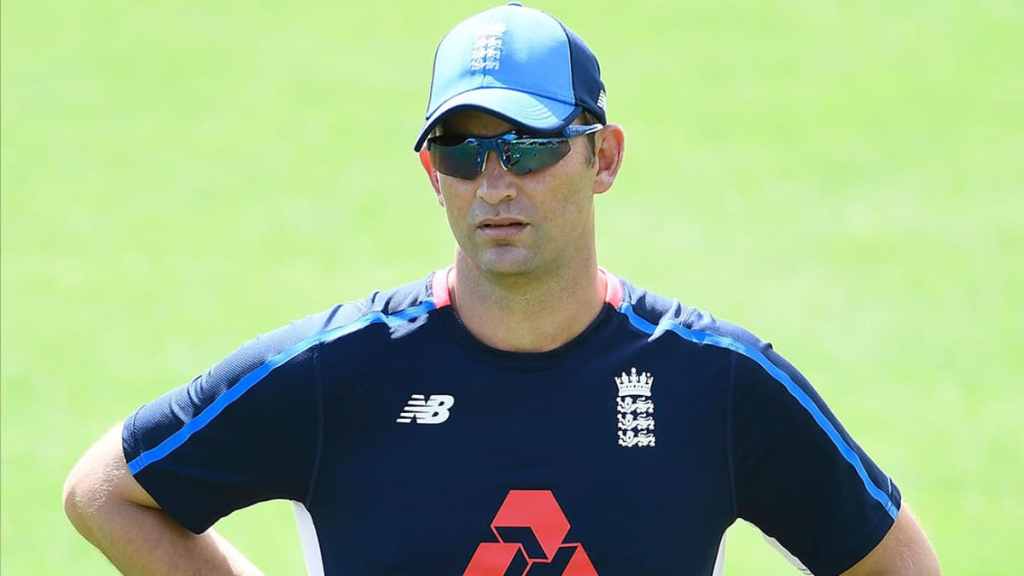 Shane Bond reveals why Arjun Tendulkar was not given a game in IPL 2022 ...