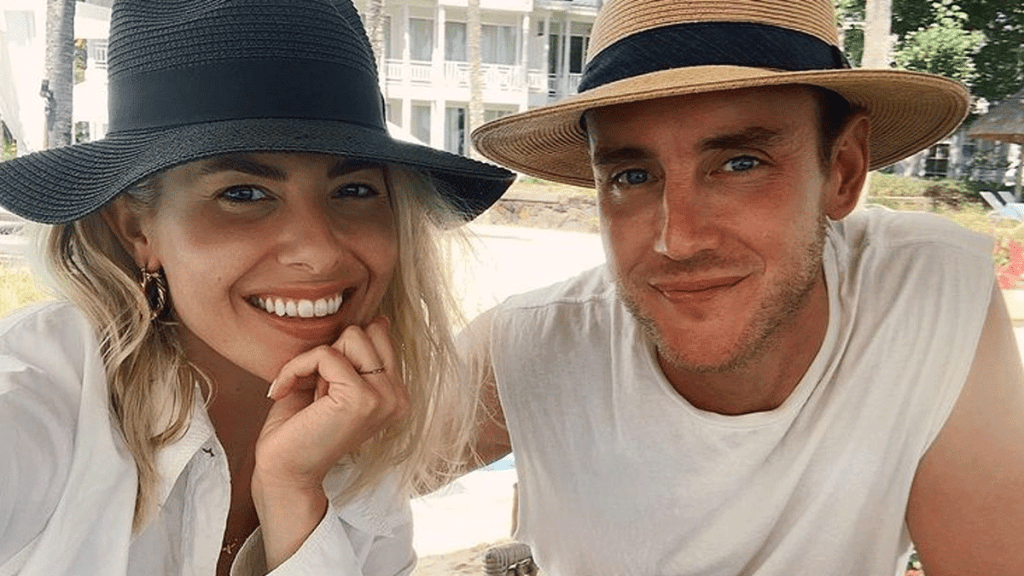 Stuart Broad's wife declares Chris Woakes as her favorite cricketer ...