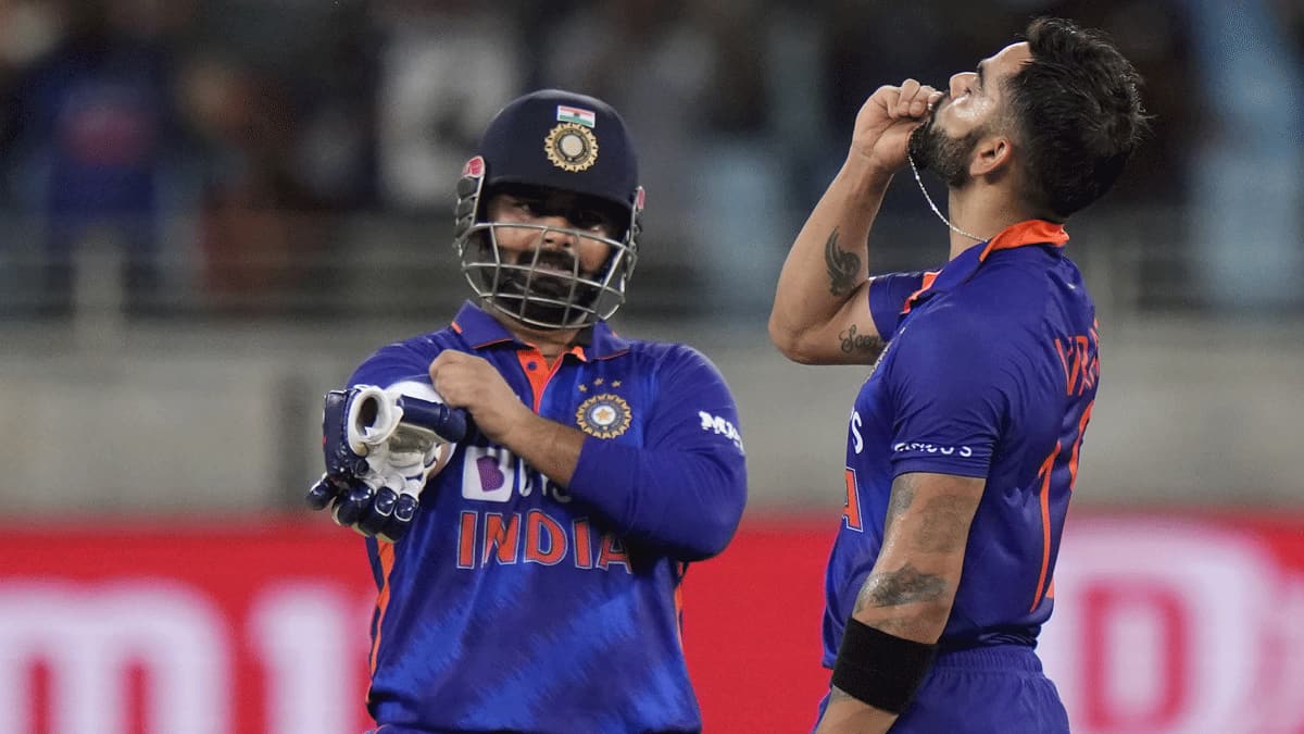 Virat Kohli thanks Anushka Sharma for saving his career, dedicates ...