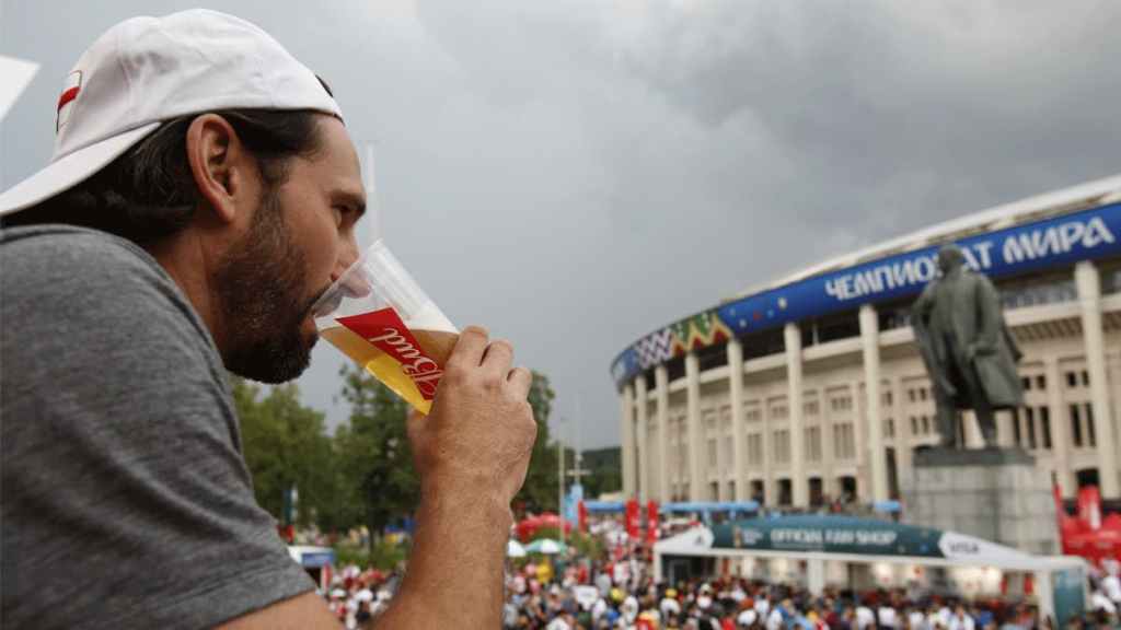 World Cup fans will get alcohol at stadiums - Crictoday