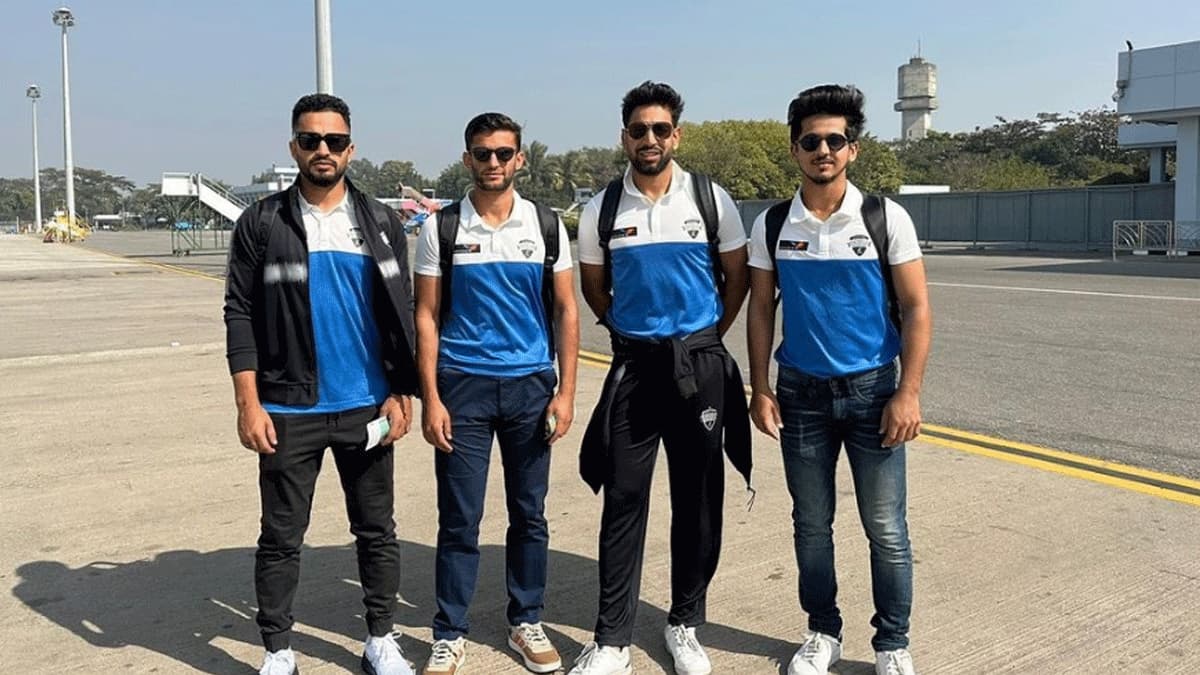 Young Pakistan cricket sensation wants to play for RCB because of Virat ...