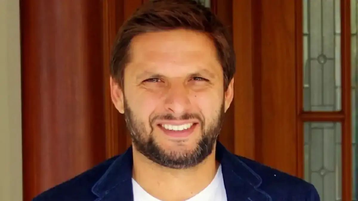 Give permanent rest to senior citizens from Pakistan cricket: Shahid ...