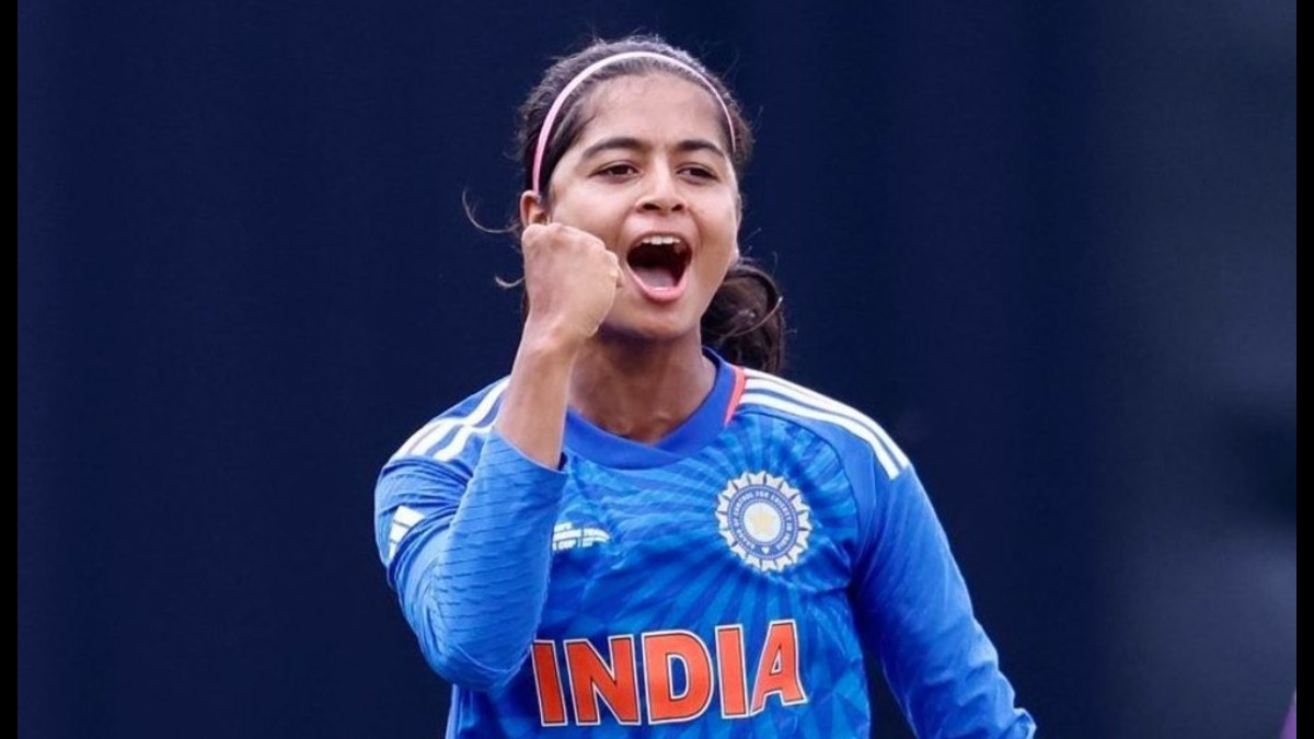 Virat Kohli is God for me: Shreyanka Patil - Crictoday