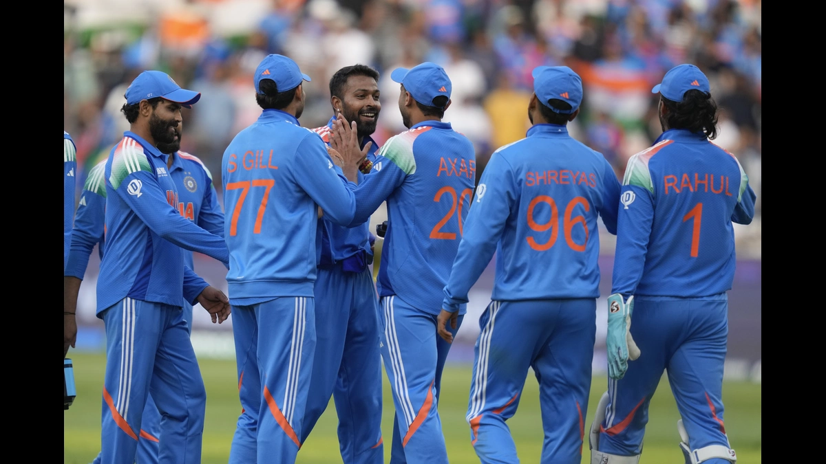"With him in team India play with 12 player": Mohammad Kaif lauds the ...